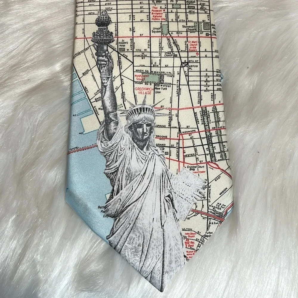 Rene Chagal | Accessories | Rene Chagal New York Statue Of Liberty ...